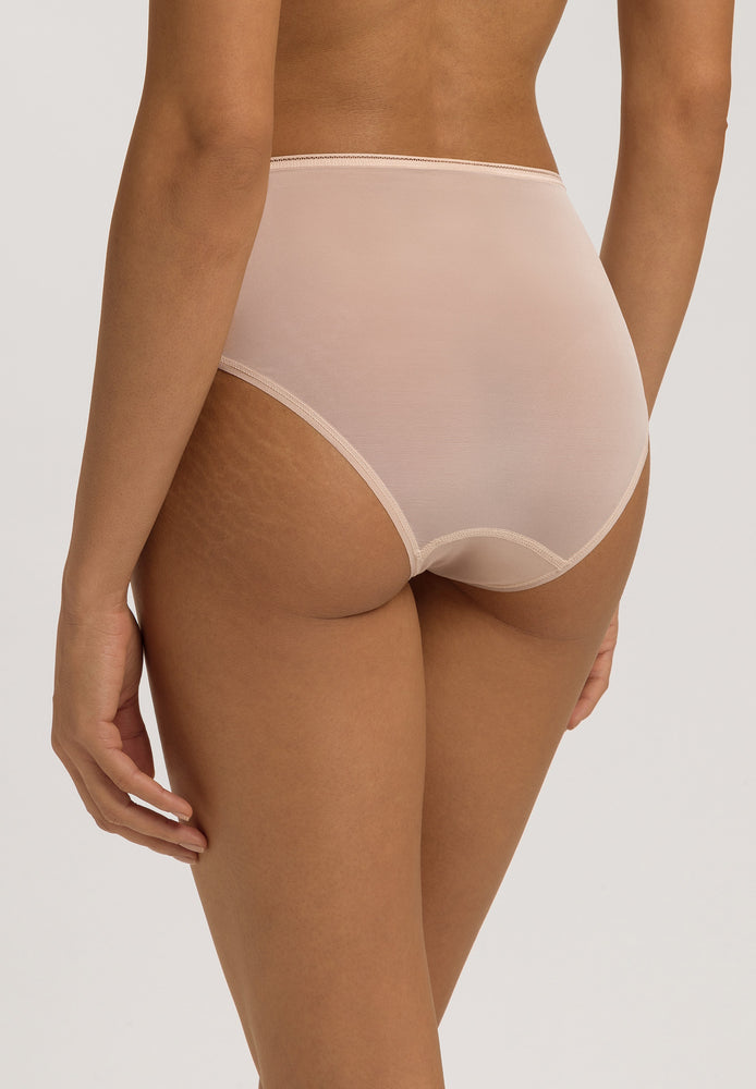 Smooth Illusion Semi-Transparent Tulle Full Brief | Beige 70845-274 – HANRO
